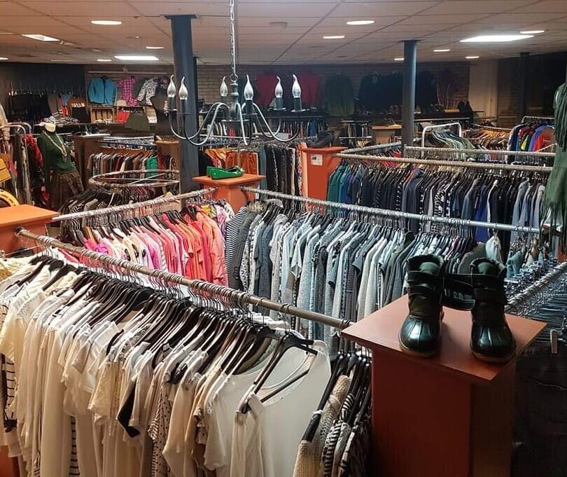 Kringloop winkel Goed Gekleed op Koggenbuurtjes