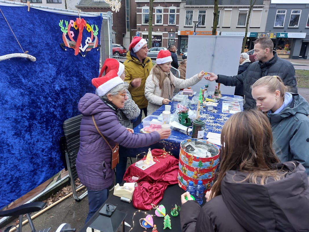 Kerstsfeer in de binnenstad van Oss op 14 dec 2025 | in berichten op WijzijnOss